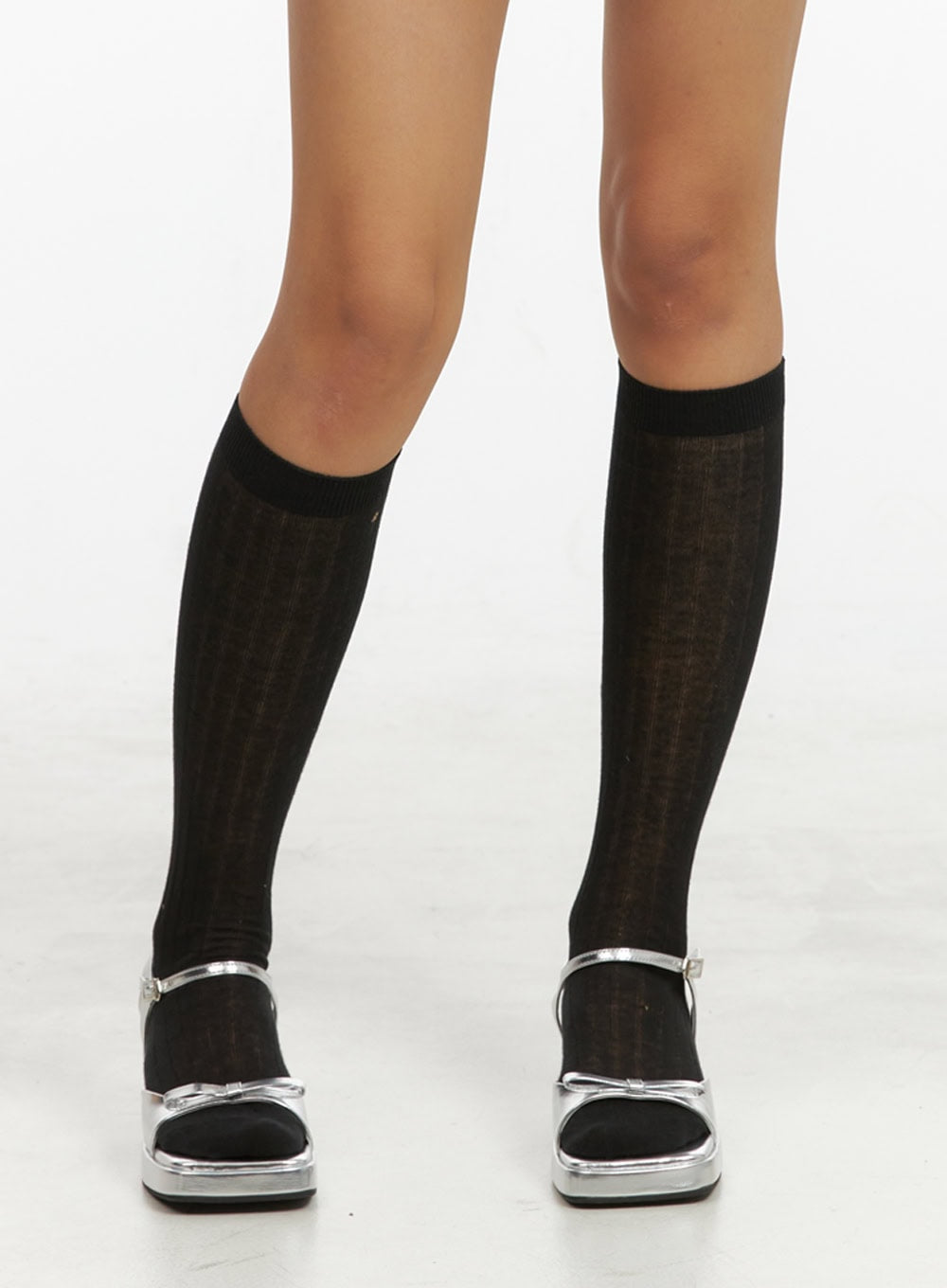 Ribbed Knee Socks IU410 - Korean Women's Fashion | LEWKIN