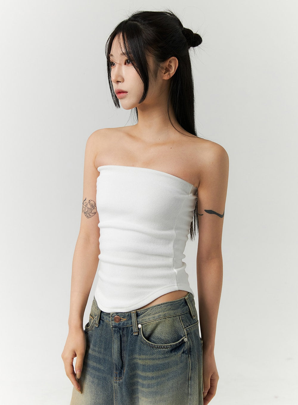 Off-Shoulder Semi Crop Top CO28 - Korean Women's Fashion | LEWKIN