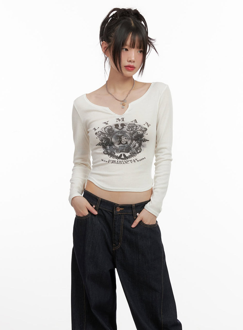 Graphic Slim-Fit Long-Sleeve Crop Top CJ502 - Acubi style | LEWKIN