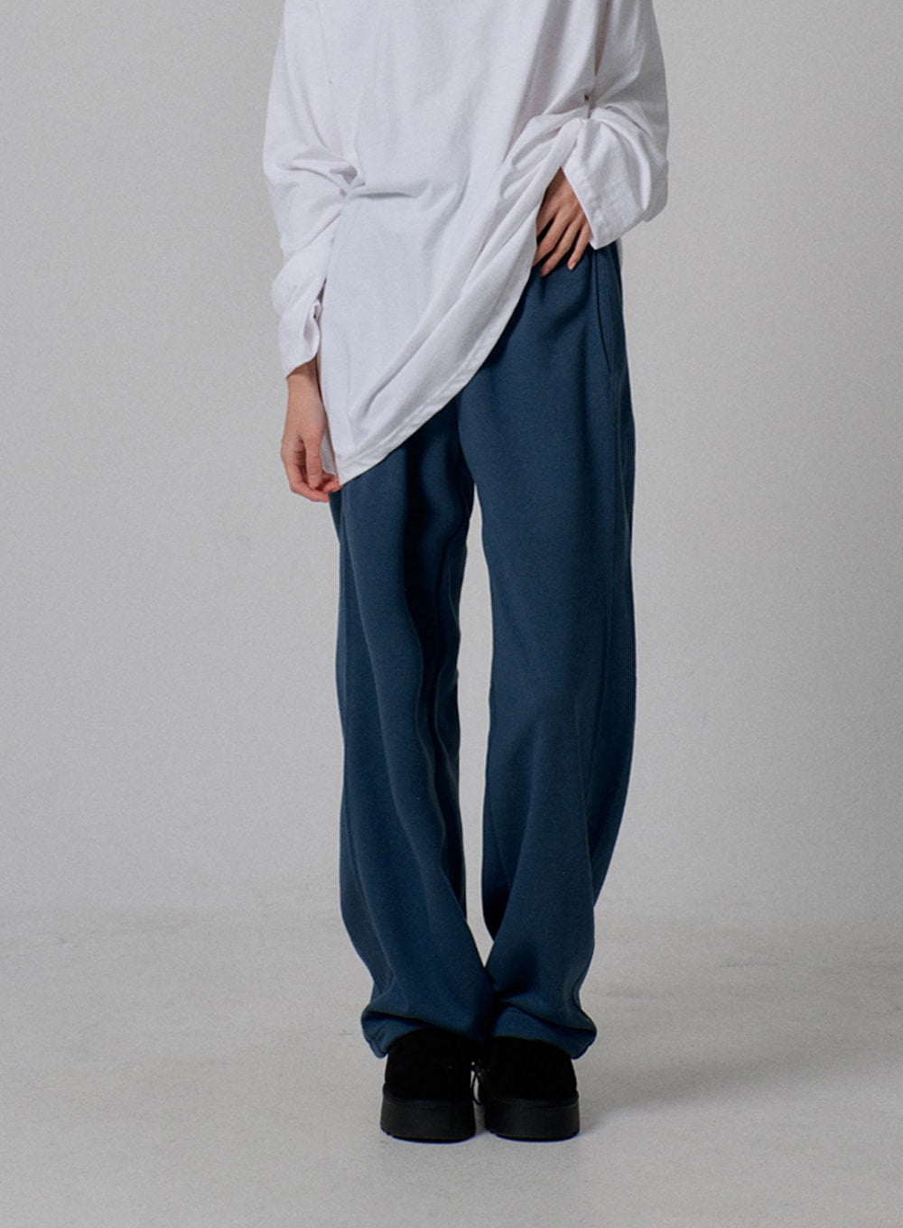 Oversized Track Pants IJ313 - Acubi style | LEWKIN